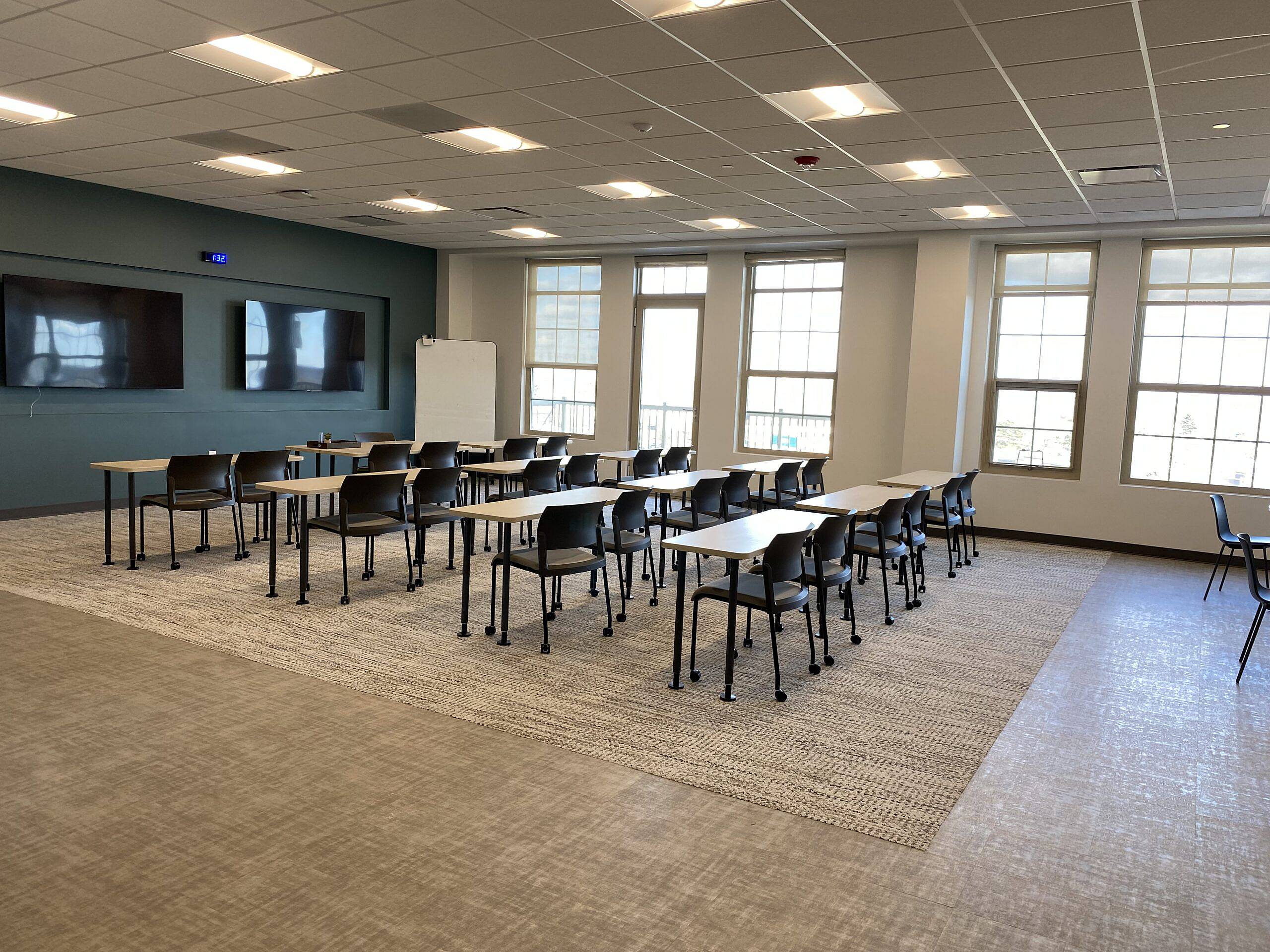 Commercial Office Spaces for Lease - The Offices at Chapel View